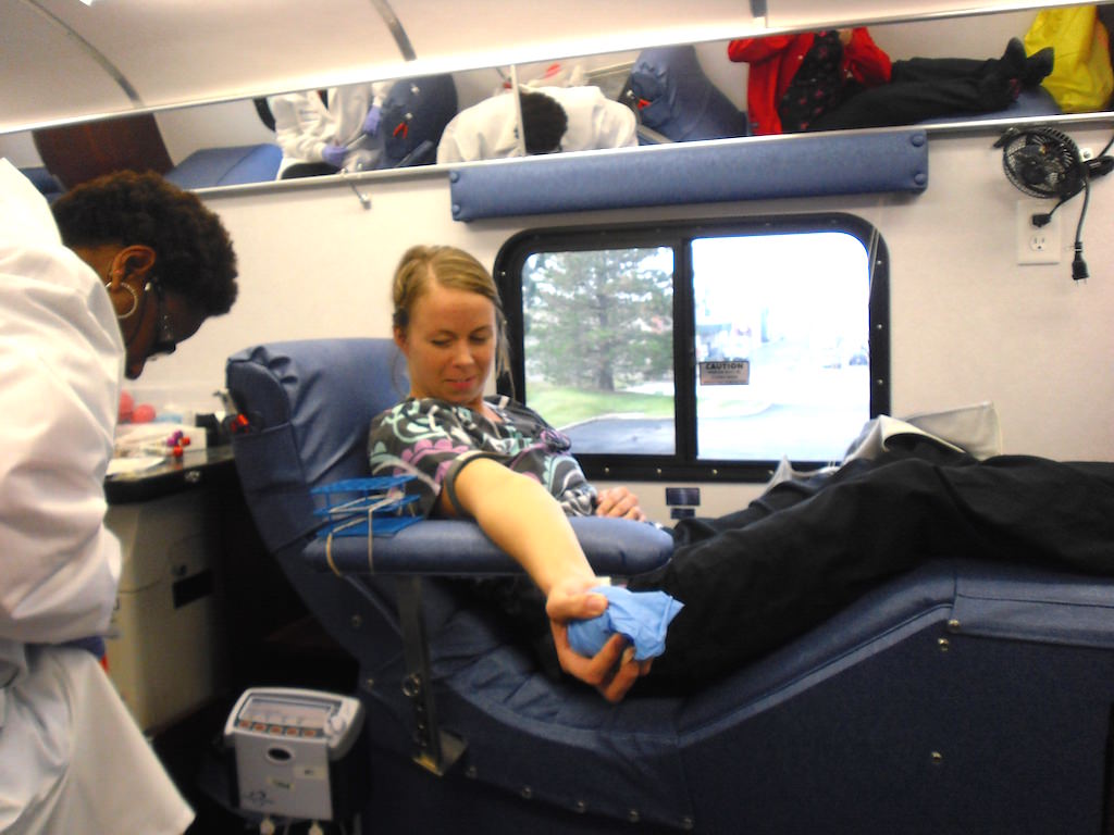 Cincinnati Hosts Hoxworth Blood Drive | Ross Campus News and Events