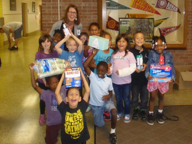 Port Huron Sends Cleveland Elementary Students Back to School | Ross ...