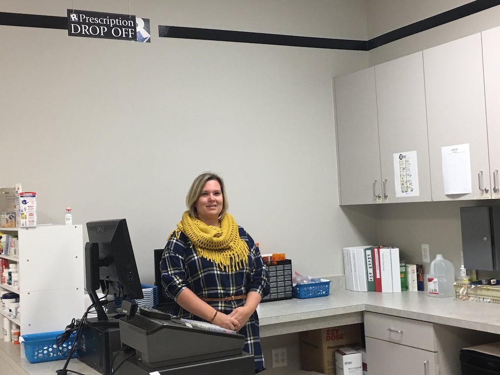 A Day in the Life of a Pharmacy Technician: Tracy Muck | Ross Campus ...